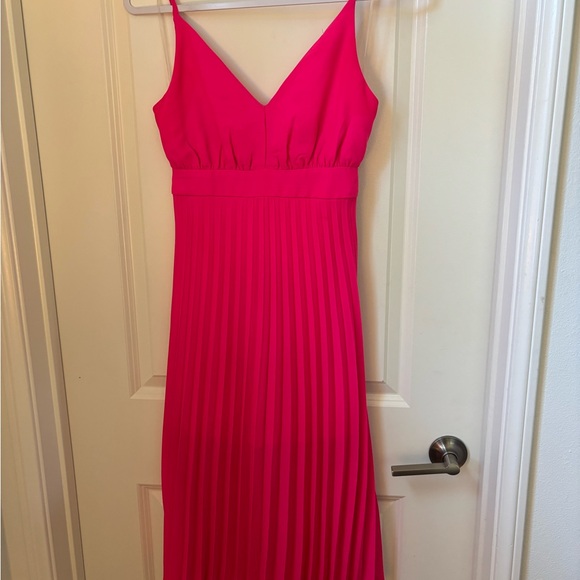 Jessica Simpson | Dresses | Jessica Simpson Vibrant Pink Midi Dress ...
